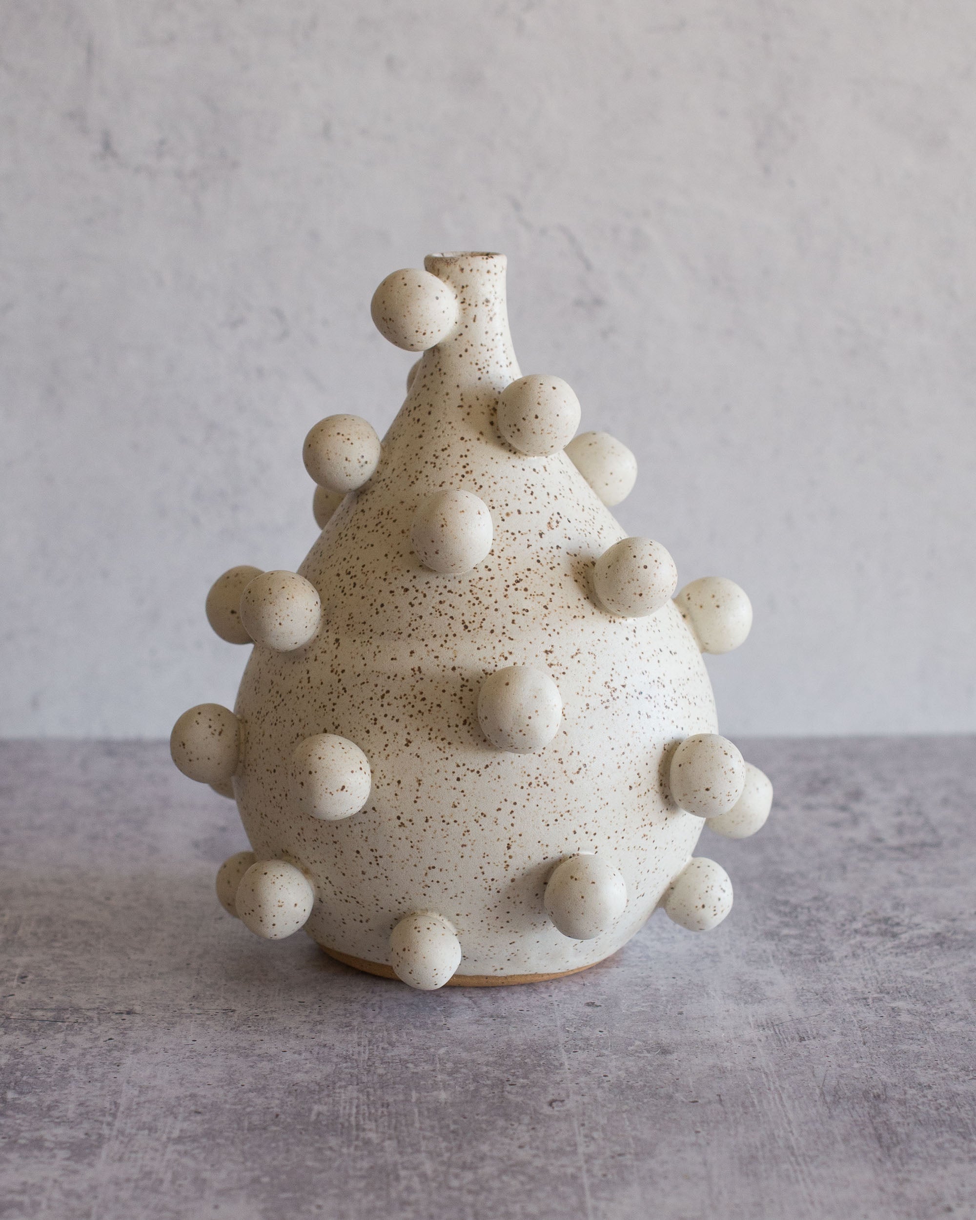 White Teardrop Blob Vase (Made to Order) | ZZIEE Ceramics